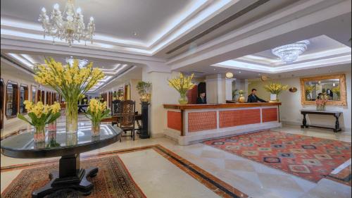 Hotel Clarks Varanasi, India - Booking.com