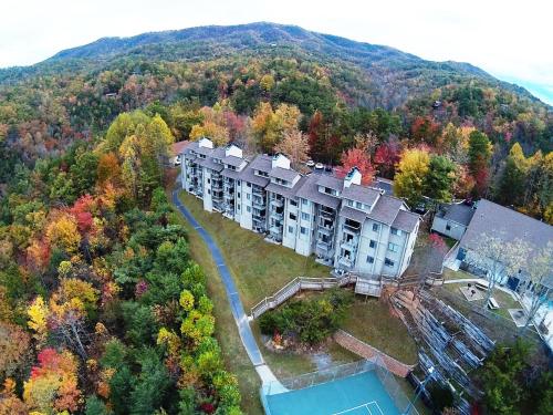 Deer Ridge Mountain Resort, Gatlinburg, TN - Booking.com