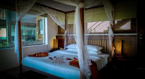 Laya Safari Resorts & Spa, Yala, Sri Lanka - Booking.com