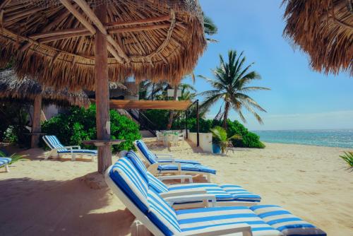 Aquatech Villas DeRosa Resort, Akumal (updated prices 2025)