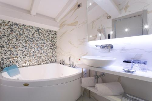 Hotel Spadai, Florence – Updated 2024 Prices