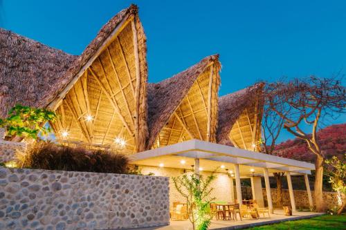 Puro Surf Hotel & Performance Academy, El Zonte (updated prices 2025)