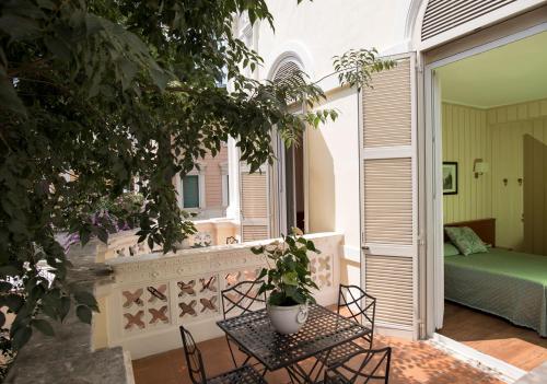 Hotel Villa Delle Rose, Rome (updated prices 2025)