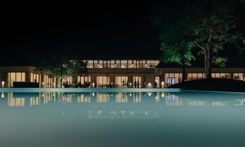 Lebua Corbett, Garjia – Updated 2022 Prices