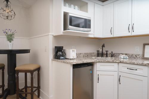 Motel Marginal Way House, Ogunquit, ME - Booking.com