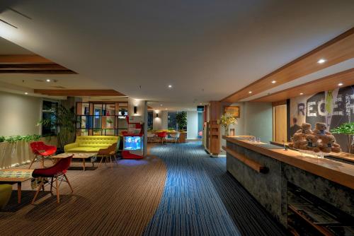 Deka Hotel Surabaya HR Muhammad, Surabaya – Updated 2023 Prices