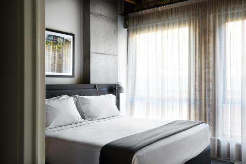 Veriu Broadway, Sydney (updated prices 2025)