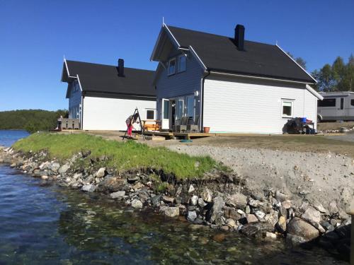 Senja arctic lodge, Stonglandseidet – Updated 2024 Prices