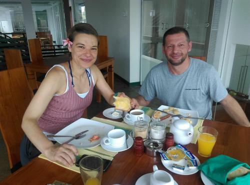 Saprin Beach Resort, Uswetakeiyawa – Updated 2022 Prices