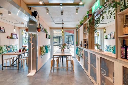 StowAway Waterloo, London – Updated 2023 Prices