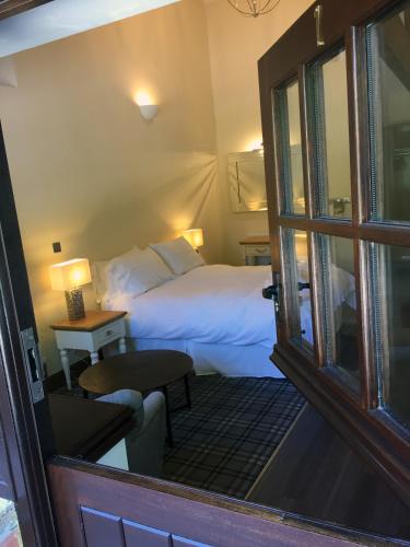 Pencoed House Estate (Cardiff), Cardiff (updated prices 2025)