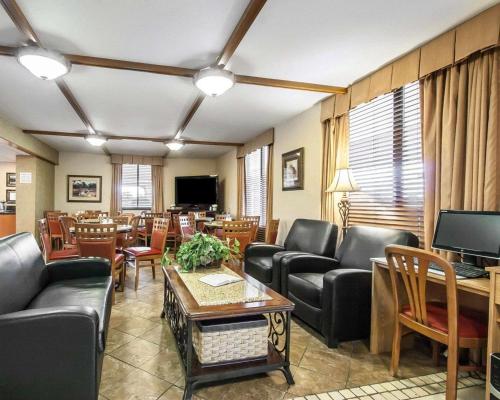 Quality Inn & Suites North Springfield, Springfield – Updated 2023 Prices