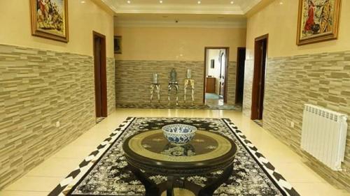 MARAVAL, Oran (tarifs actualisés 2024)