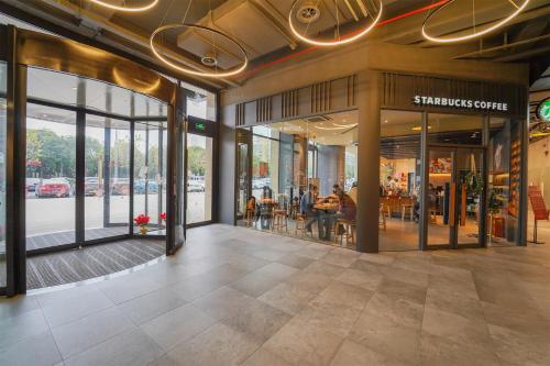 Lujiazui More Residence, Shanghai (updated prices 2025)