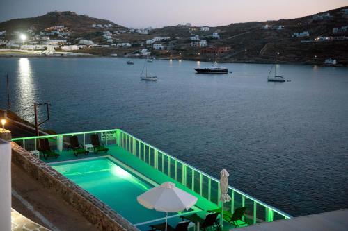 Vana Holidays, Ornos (updated prices 2024)