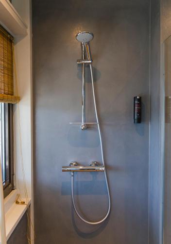 SWEETS - Meeuwenpleinbrug, Amsterdam (updated prices 2025)