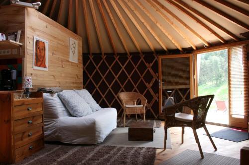 Yourtes en Terrasse, Bonneval – Tarifs 2024