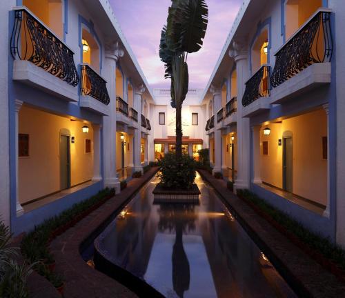 Lemon Tree Amarante Beach Resort, Goa, Candolim – Updated 2023 Prices
