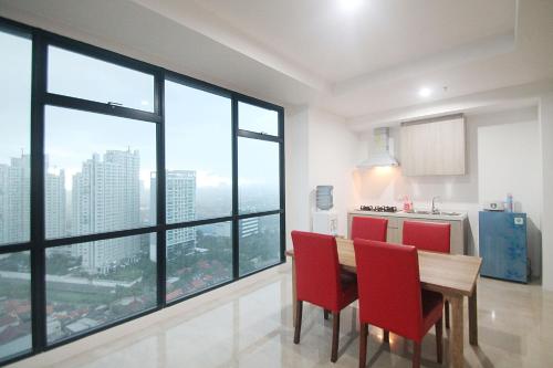 Apartemen Veranda Residence at Puri Kembangan by Aparian, Jakarta ...