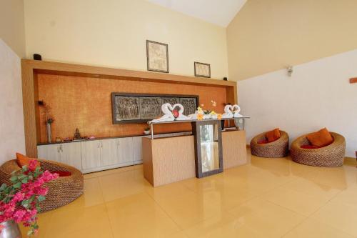 Golden Amoon Resort, Narasapura (updated prices 2025)