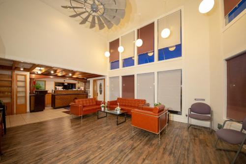 Cape Sands Inn, West Yarmouth (updated prices 2024)