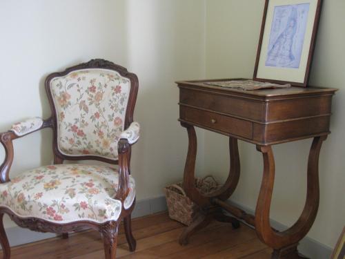 Château de Launay, Méry-Corbon (updated prices 2025)