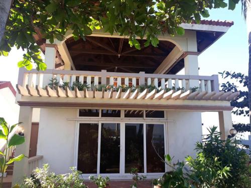 Happy Ripples Beach Resort, Mabilao – Updated 2023 Prices