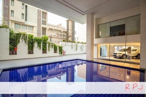 RPJ Hotel Rajkot, Rajkot (updated prices 2024)