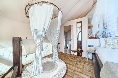 Golden Haven Luxe Glamp Resort, Murter (updated prices 2025)