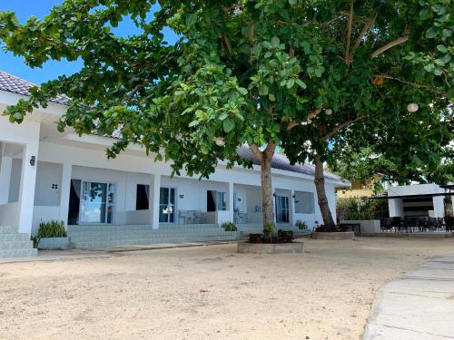 Cebu R Resort Tabuelan, Tabuelan – Updated 2024 Prices