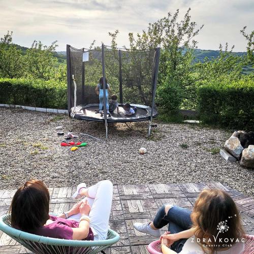 Zdravkovac Country Club, Jarmenovci (updated prices 2025)