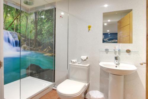 Silver Street Suites, Whitby (updated prices 2024)