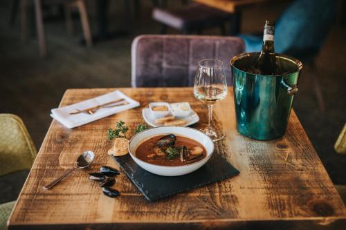 Hall Farm Hotel And Restaurant, Ashby cum Fenby – Updated 2023 Prices