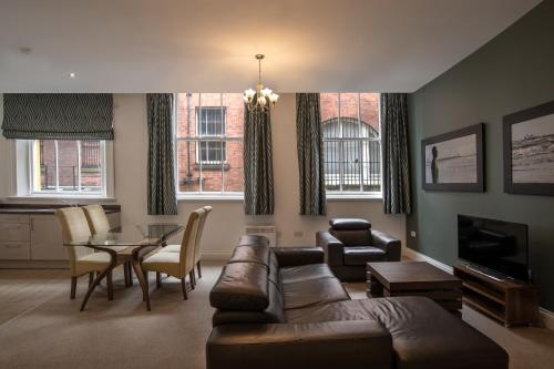 The Castle Collection - 25 Castle Street, Liverpool – Updated 2023 Prices