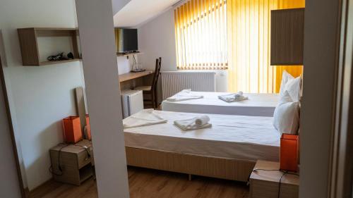 Califarul Alb, Chilia Veche (updated prices 2025)