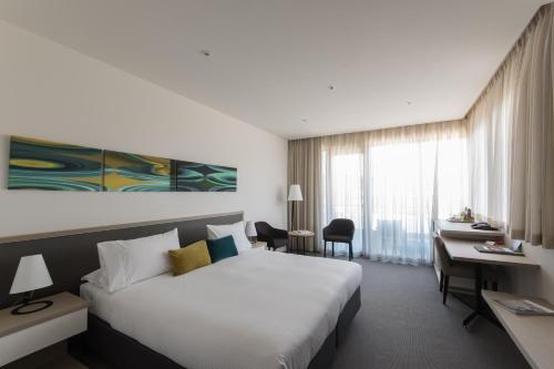 Flinders Hotel, Flinders – Updated 2024 Prices