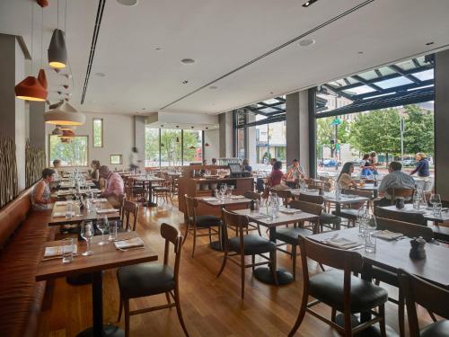 The Study at University City, Study Hotels, Philadelphia – Updated 2023 ...