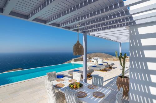 Villa Semeli Syros by Divine Property SA, Ano Syros (updated prices 2024)