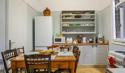 A Happy Stay at Edem Beach by Athenian Homes, Athens (updated prices 2025)