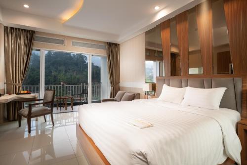 Le Eminence Puncak Hotel Convention & Resort, Puncak – Updated 2022 Prices