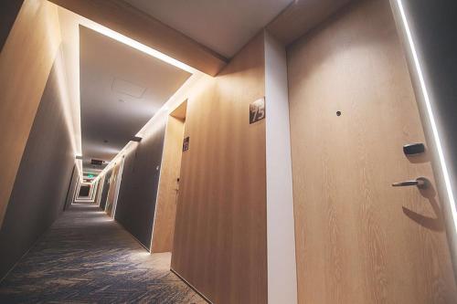 Holiday Inn Express Shanghai Songjiang Fangta by IHG, Songjiang ...