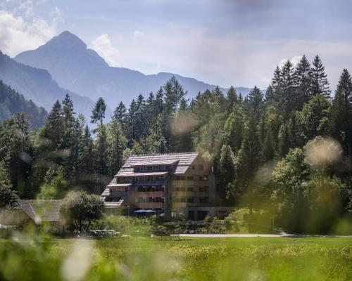 Boutique hotel Vila Planinka, Zgornje Jezersko – Updated 2023 Prices
