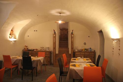 Ostello del Castello Tirano, Tirano (updated prices 2025)