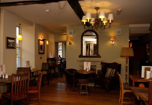 The Bear Hotel by Greene King Inns, Hungerford – Updated 2023 Prices