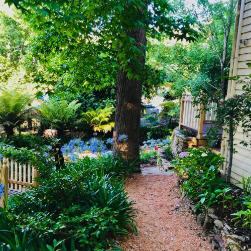 Aldgate Creek Cottage, Aldgate (updated prices 2025)
