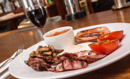 Tuckers Inn, Invergordon – Updated 2023 Prices