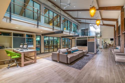 Holiday Inn Cape Cod - Hyannis by IHG, Hyannis (updated prices 2025)