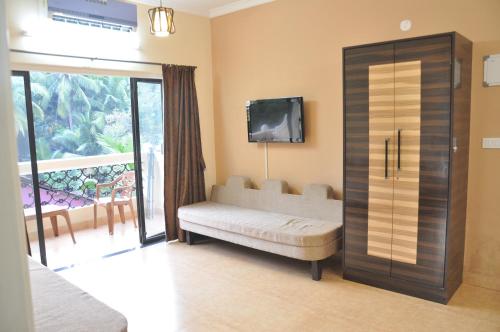 Ocean Crest Hotel, Colva (updated prices 2024)