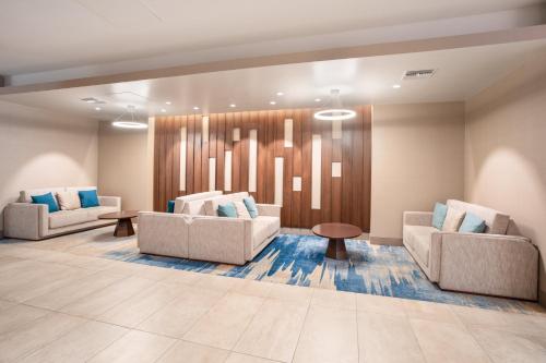 Holiday Inn Los Angeles - LAX Airport, an IHG Hotel, Los Angeles ...