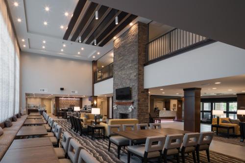 Staybridge Suites - Phoenix – Biltmore Area, an IHG Hotel, Phoenix ...